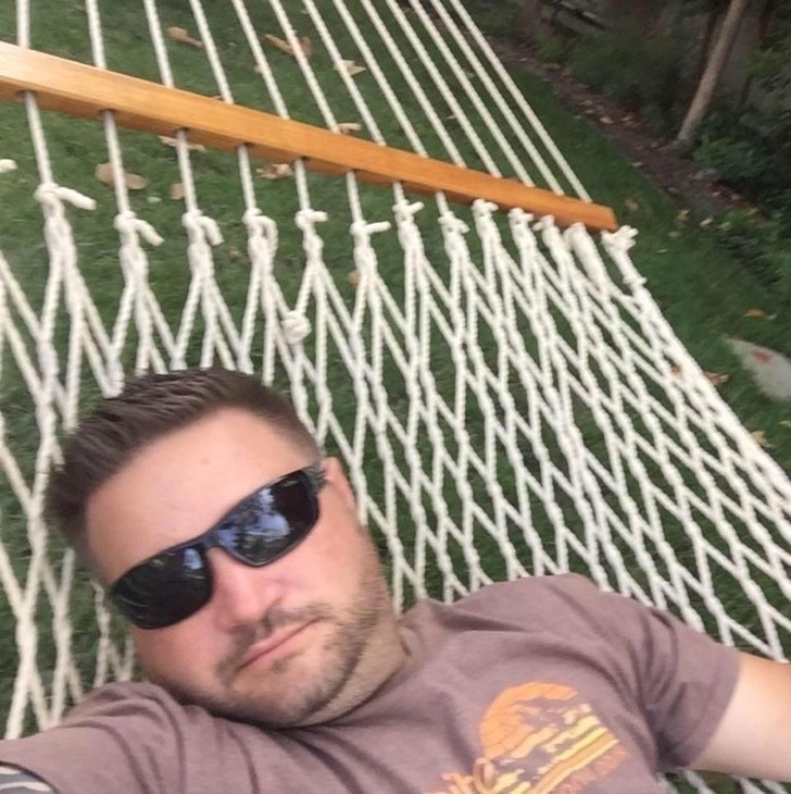 ¿Recuerdas a 'Los Locos Addams? Pericles, el hermano de Merlina, tiene ...